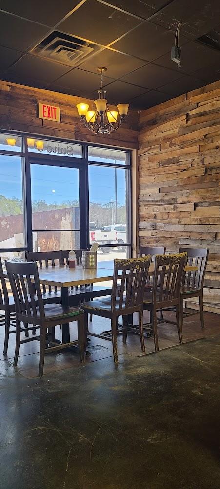 BBQ Pit - Barbecue restaurant in Monroe, LA
